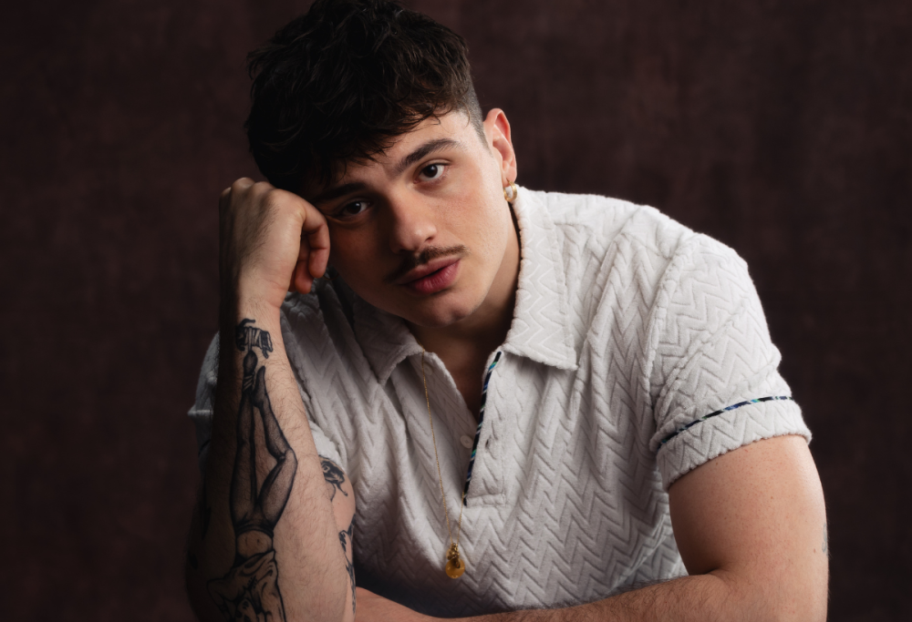 Olly vince Sanremo 2025. La Video Intervista Esclusiva nel Salotto di ...